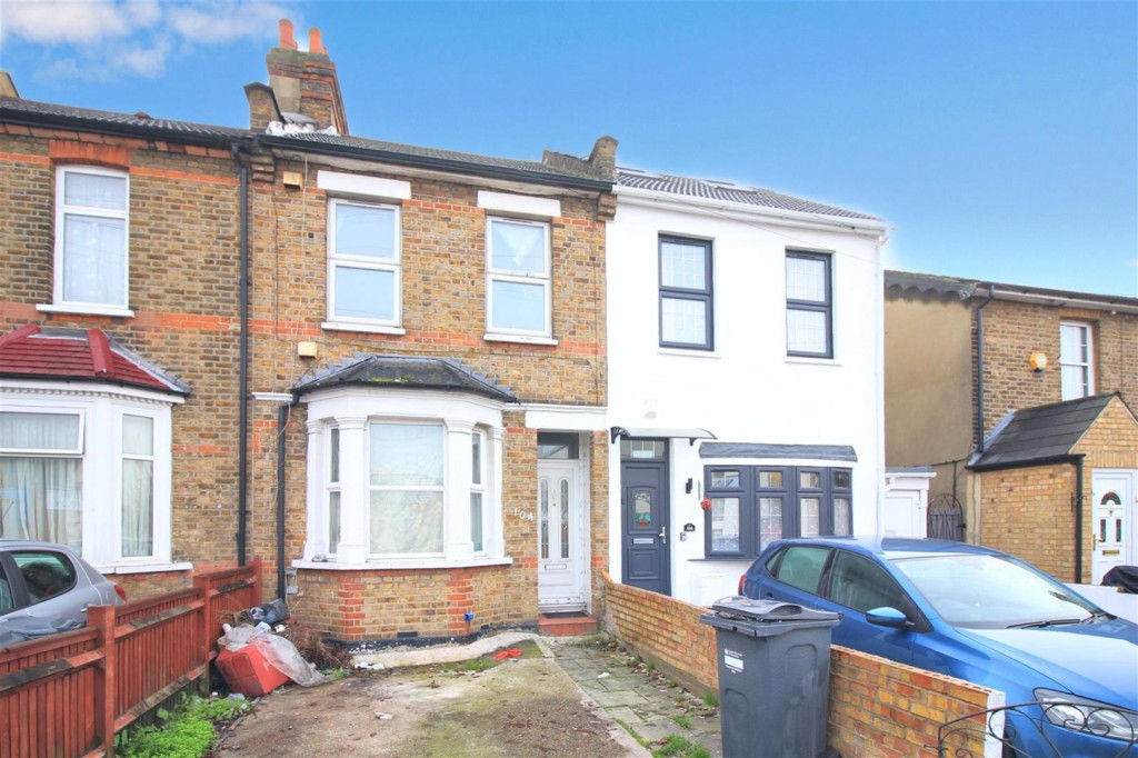 New Heston Road, Heston, TW5, 3 bedroom, House - Terraced