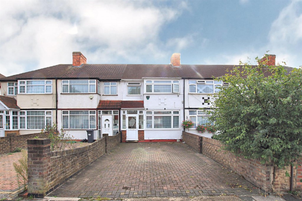 Wentworth Road, Southall, UB2, 3 bedroom, House - Terraced