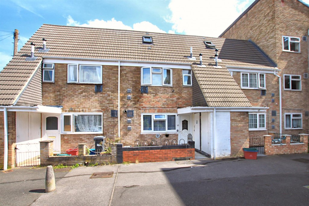 Tivoli Road, Hounslow, TW4, 5 bedroom, House - Terraced